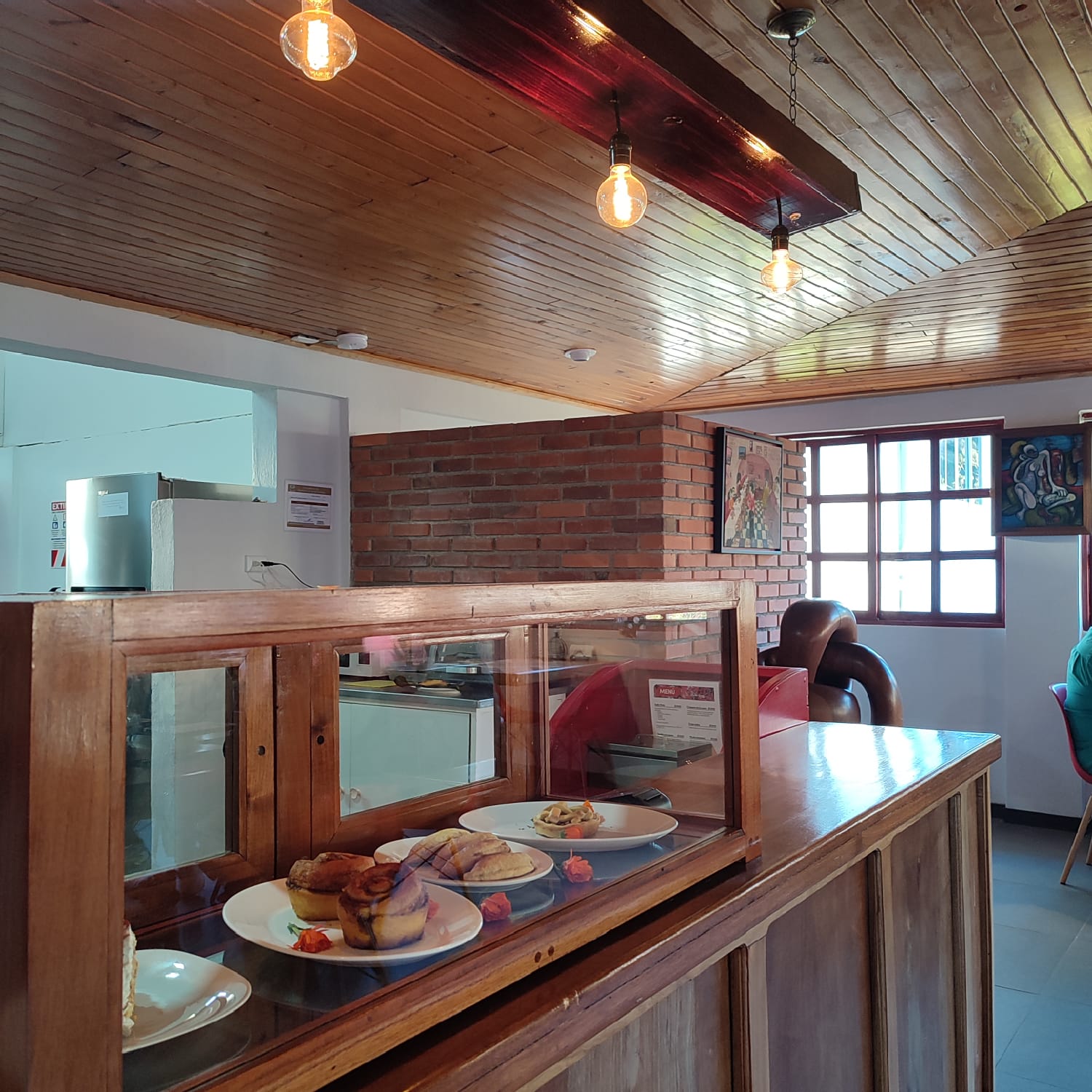 LOS SANTOS ABRE SU PRIMERA GALERÍA DE ARTE EN COPEY DE DOTA